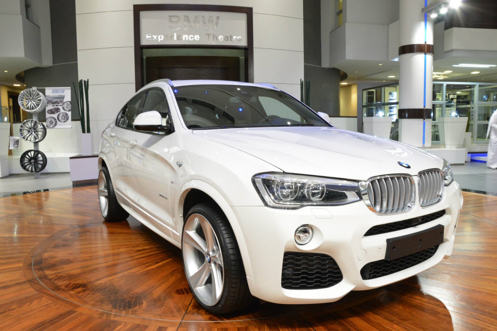 Vier Endrohre: BMW X4 mit M Sportpaket und Kelleners-Tuning