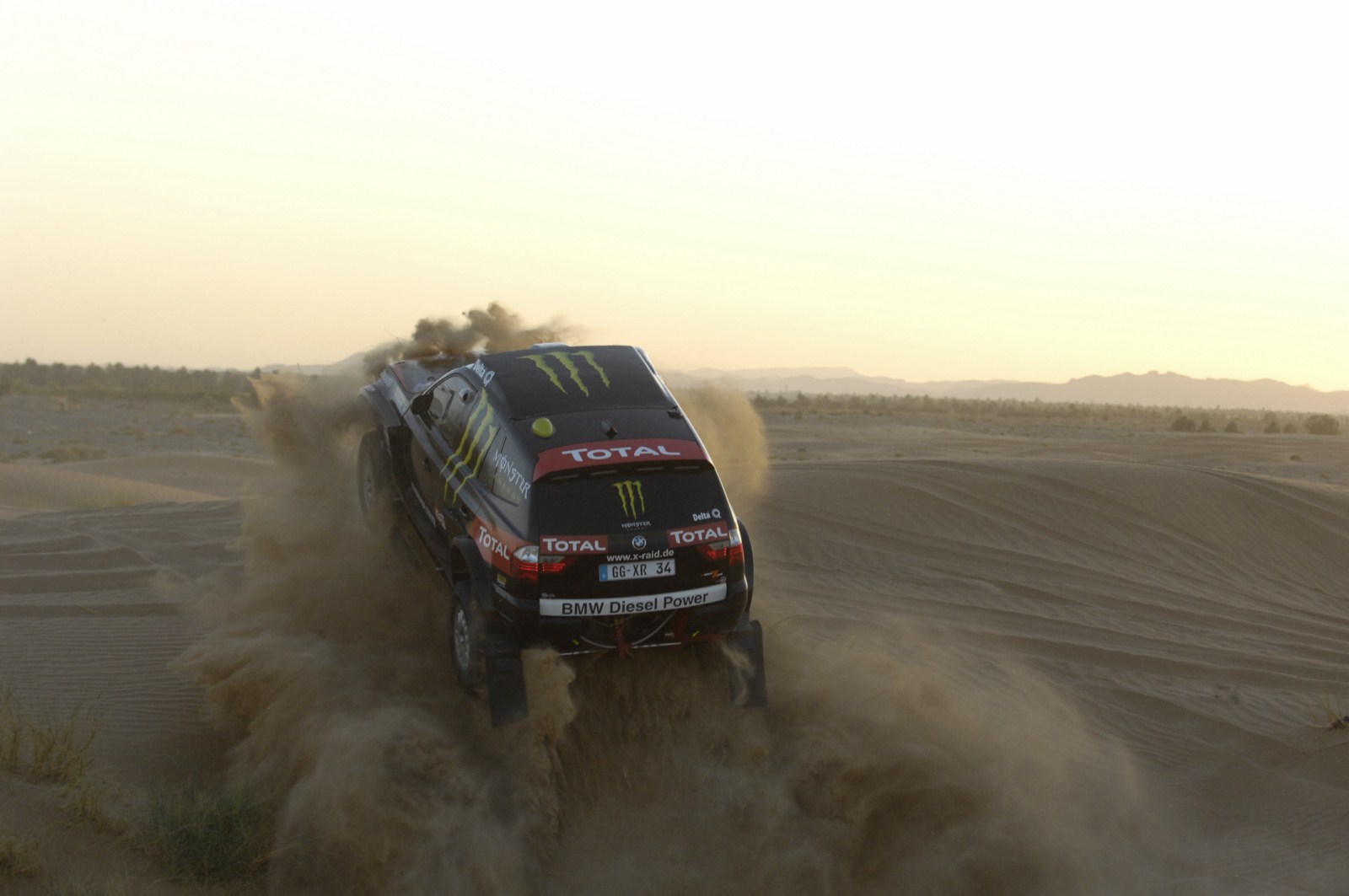 Dakar 2011: X-Raid bringt sieben BMW X3CC an den Start