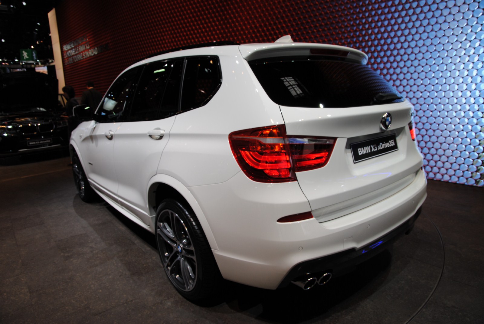 Paris 2010: Der BMW X3 F25 mit M Sportpaket im Detail